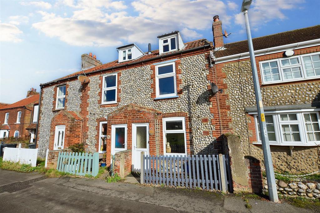 Beeston Common, Sheringham 2 bed terraced house for sale - £275,000