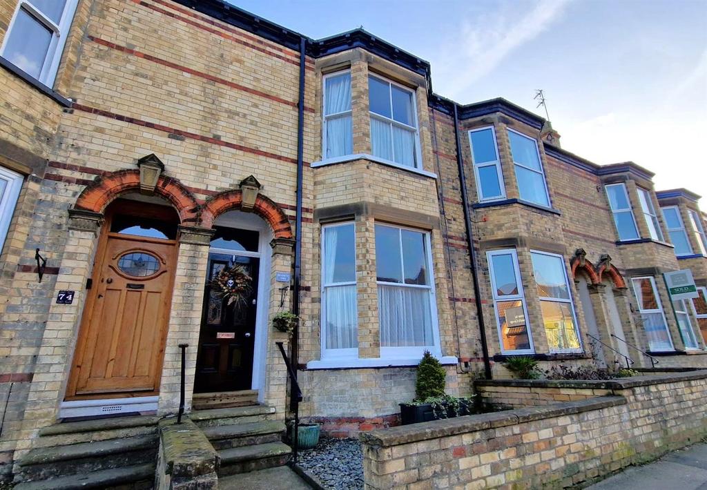 Newbegin, Hornsea 4 bed terraced house - £269,950
