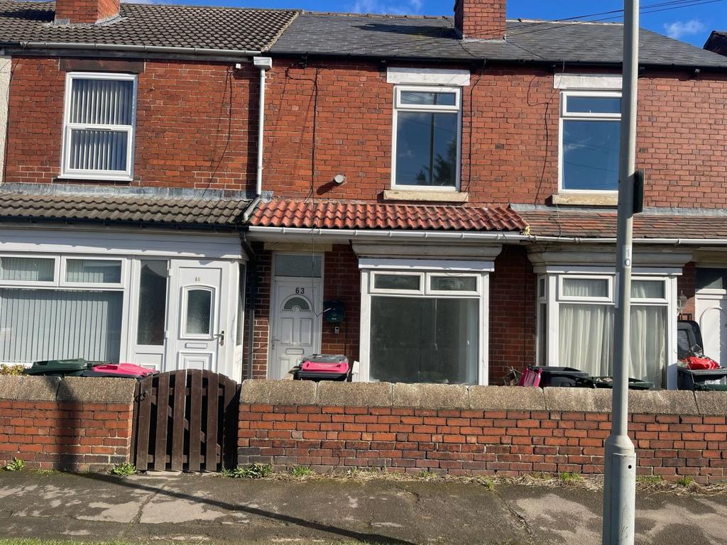 Rotherham Road, Dinnington 2 bed terraced house - £700 pcm (£162 pw)