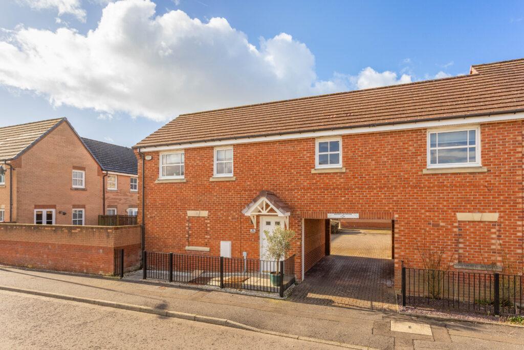 Tollbraes Road, Bathgate EH48 2 bed apartment for sale - £160,000