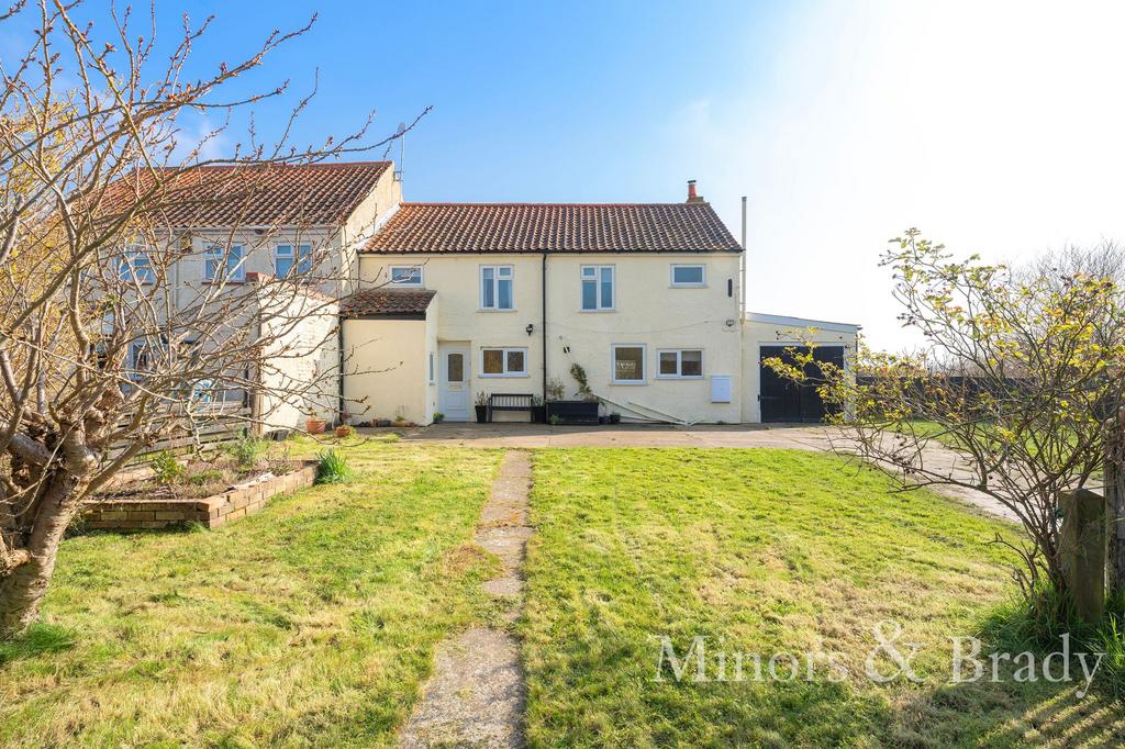 Horsey Corner, Horsey, NR29 3 bed semi-detached house - £1,100 pcm (£ ...