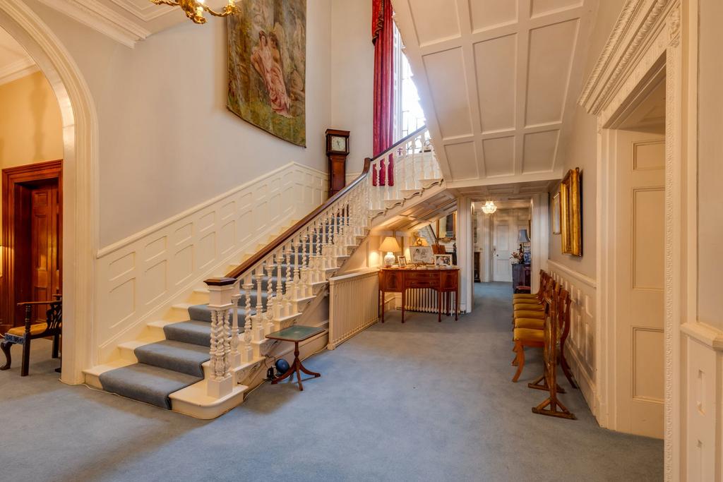 Colston Bassett Hall, Colston Bassett 20 bed manor house - £3,600,000