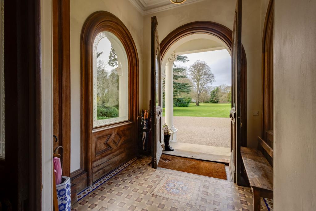 Colston Bassett Hall, Colston Bassett 20 bed manor house - £3,600,000