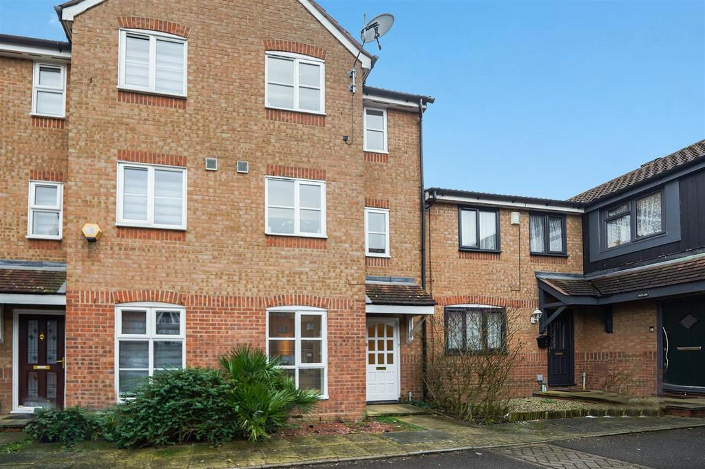 Colgate Place, Enfield 3 bed townhouse - £490,000