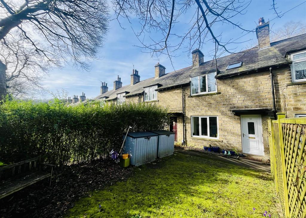 Meltham Road, Huddersfield HD4 2 bed terraced house for sale - £160,000