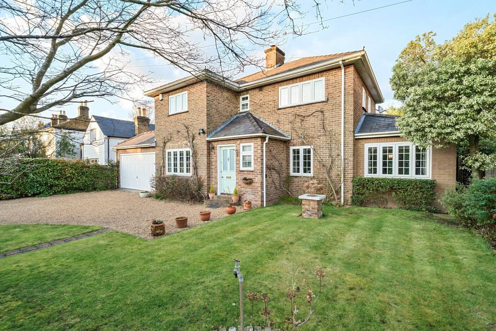 Princes Road, Weybridge, KT13 4 bed detached house for sale - £1,425,000