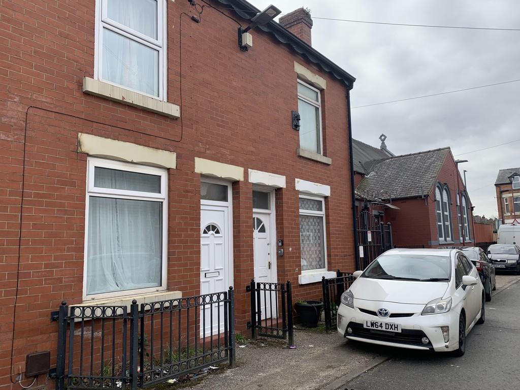 Santley Street, Longsight 3 bed end of terrace house - £1,550 pcm (£358 pw)