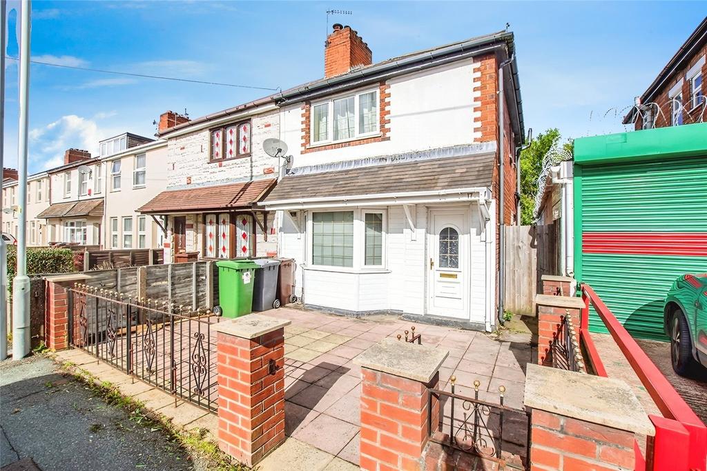 Connaught Road, West Midlands WV14 2 bed semi-detached house - £875 pcm ...