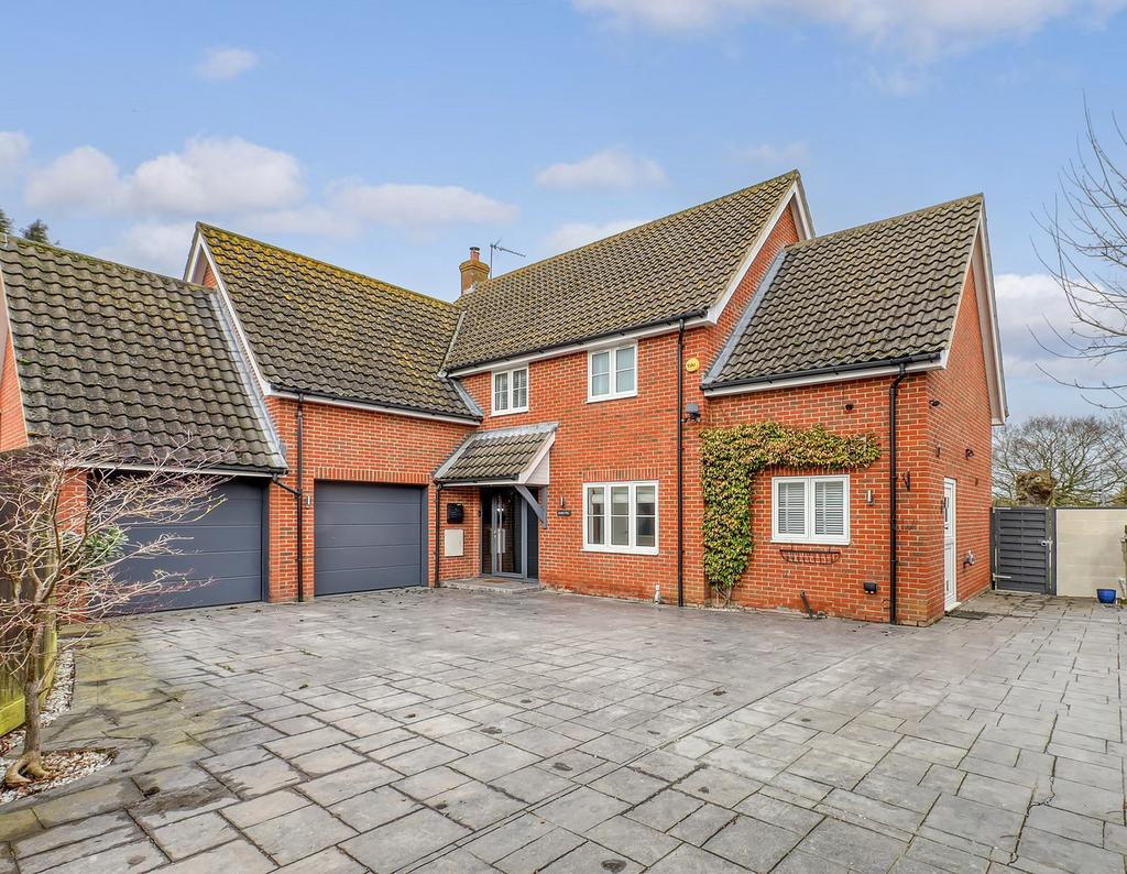 Mendlesham Green, Stowmarket, IP14 6 bed detached house for sale - £570,000
