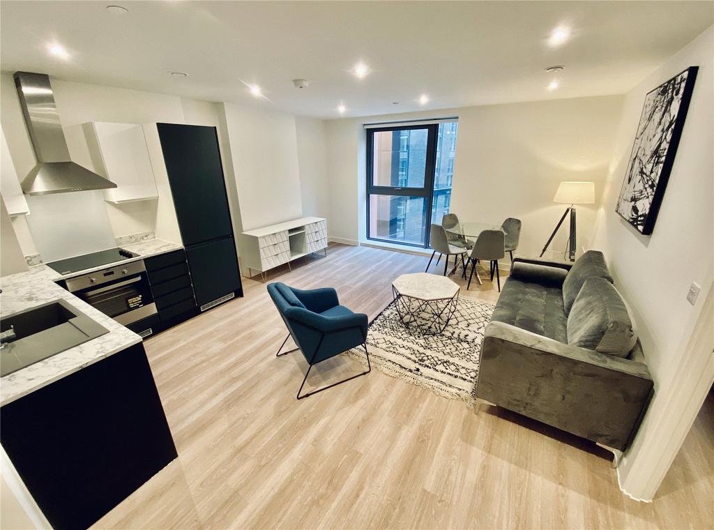 Embankment West, 2 New Kings Head... 2 bed apartment for sale - £245,000