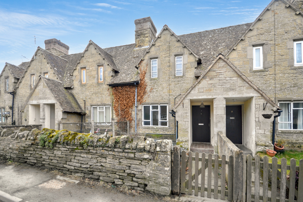 Shobdon, Leominster HR6 3 bed terraced house for sale - £195,000