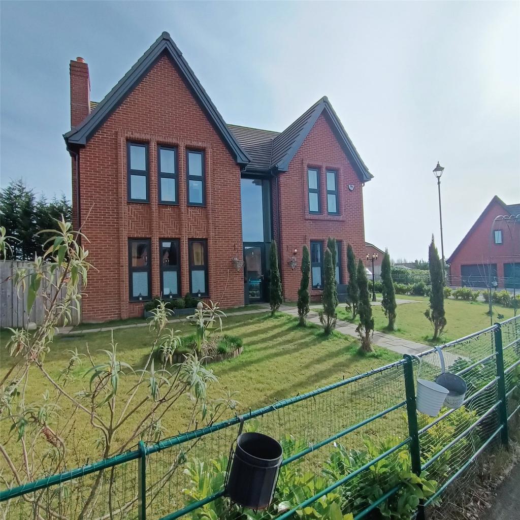Red Cedar Close, Wynyard, TS22 4 bed detached house - £625,000