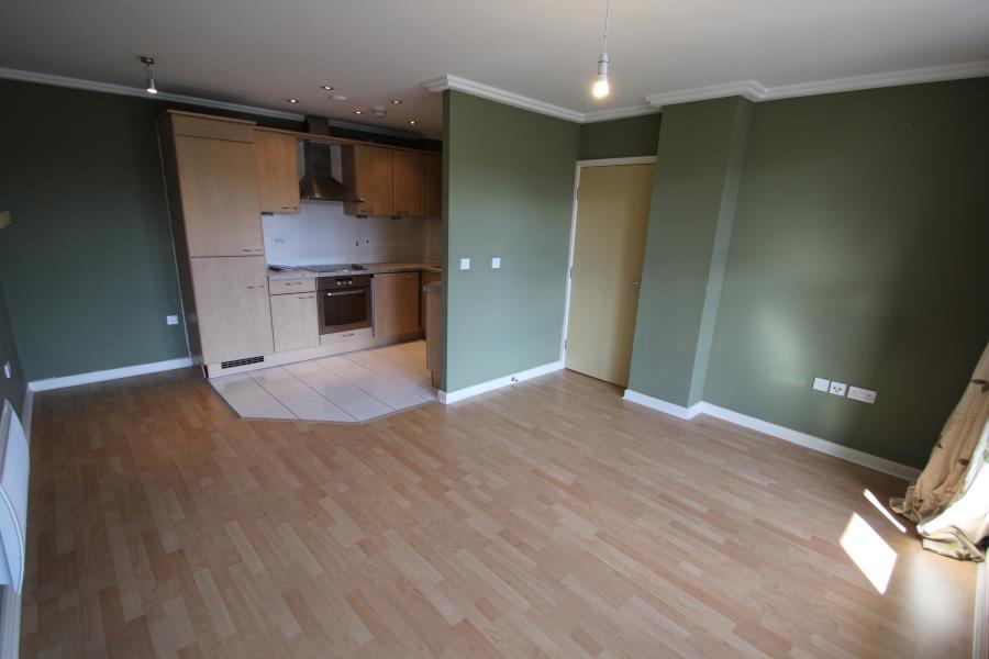 Centrium, Woking GU22 1 bed apartment - £1,295 pcm (£299 pw)