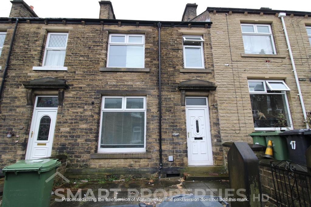 College Street, Huddersfield HD4 3 bed house - £750 pcm (£173 pw)