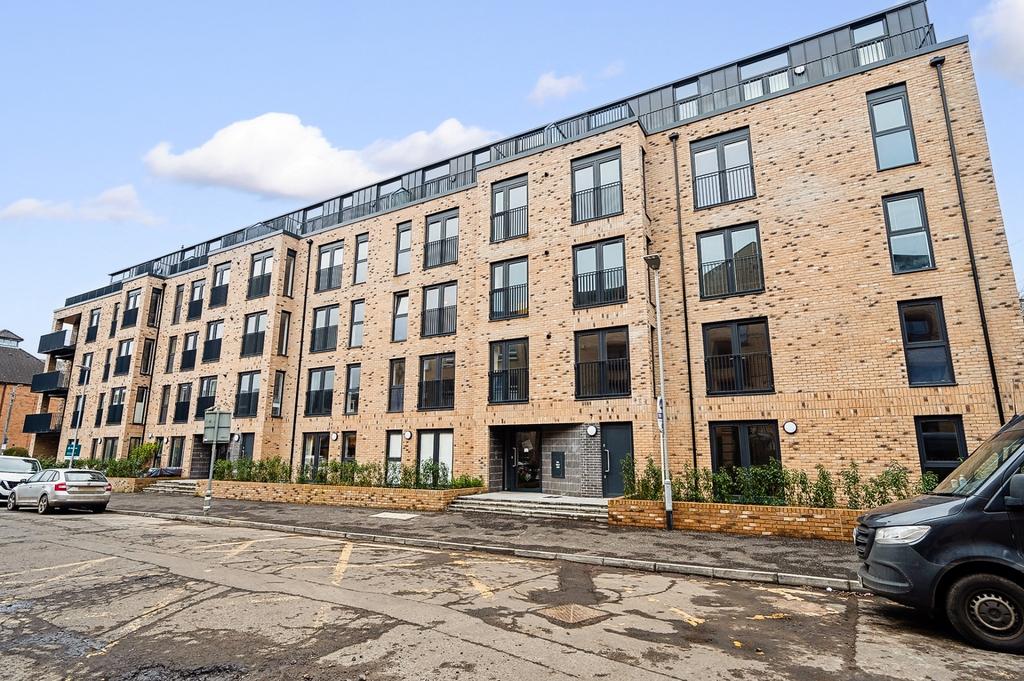 Burgh Hall Street, Flat 2-1, Partick... 2 bed flat - £1,450 pcm (£335 pw)