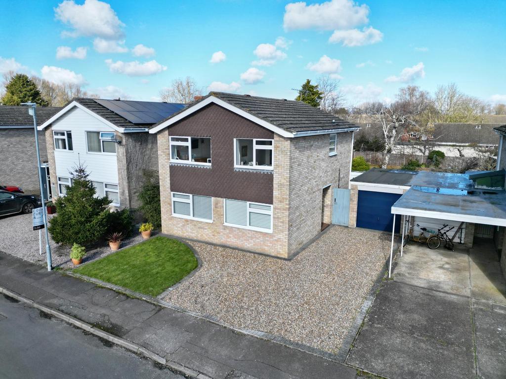 Hauxton CB22 4 bed detached house - £550,000