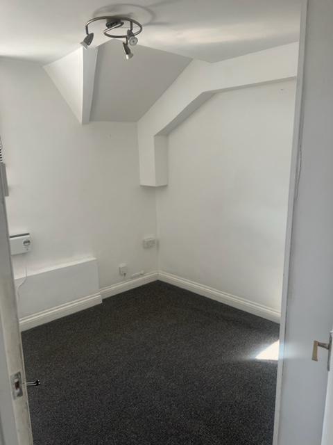 Albany Road, Cardiff CF24 2 bed flat to rent - £875 pcm (£202 pw)