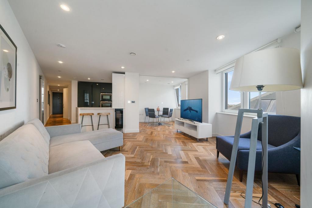 Eagle Point, City Road, London EC1V 2 bed flat - £4,200 pcm (£969 pw)
