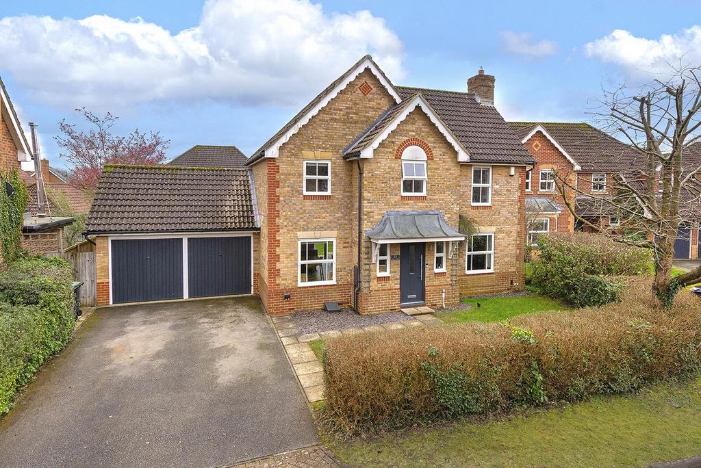 Anson Avenue, Kings Hill, ME19 4RA 4 bed detached house - £750,000