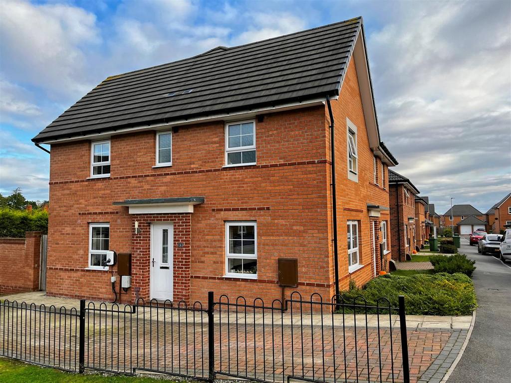 Jack Harrison Avenue, Cottingham 3 bed semi-detached house - £237,500