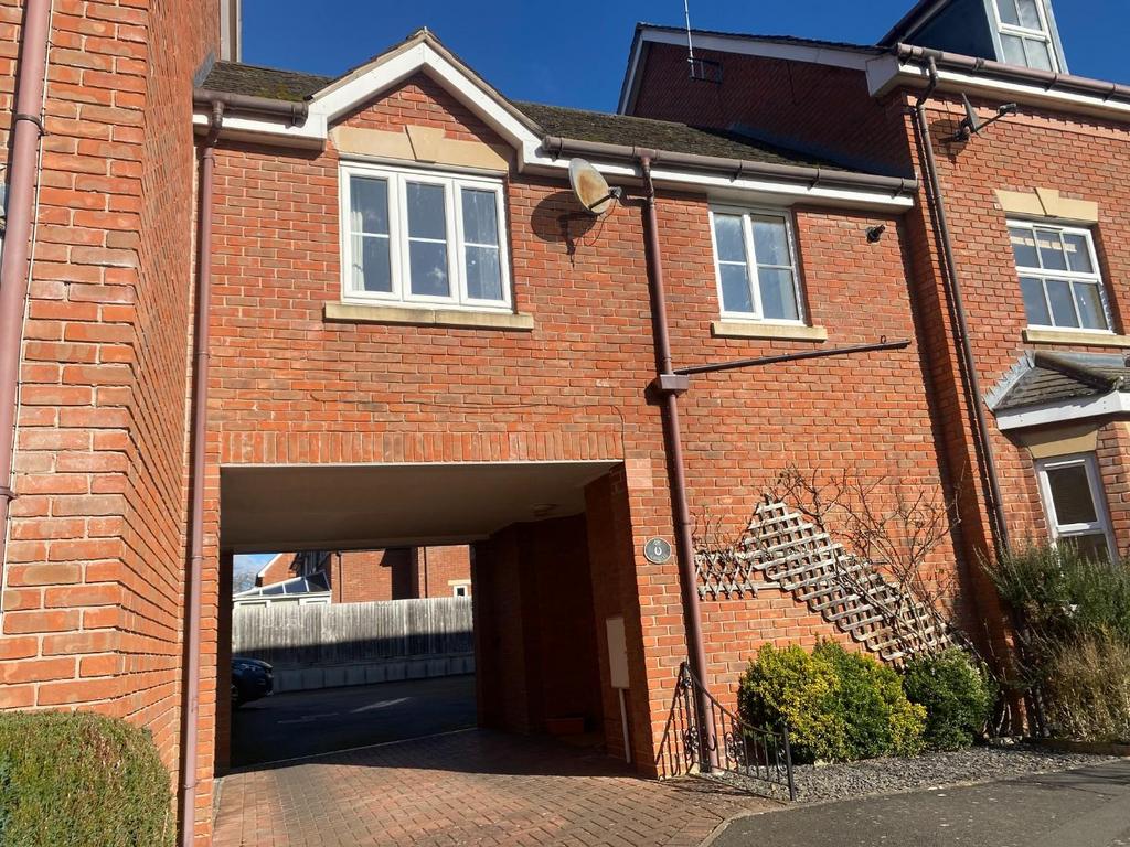 Wetherby Way, Stratford-upon-Avon 1 bed coach house for sale - £185,000