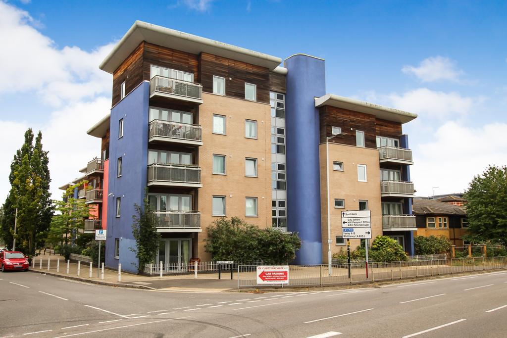 Cubitt Way, Peterborough PE2 2 bed apartment - £995 pcm (£230 pw)