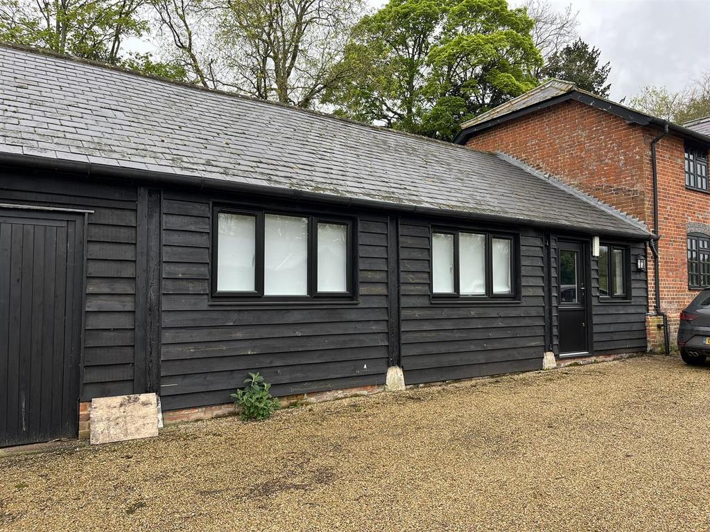 Nine Mile Water Business Park, Nether... Property - £621 pcm (£143 pw)