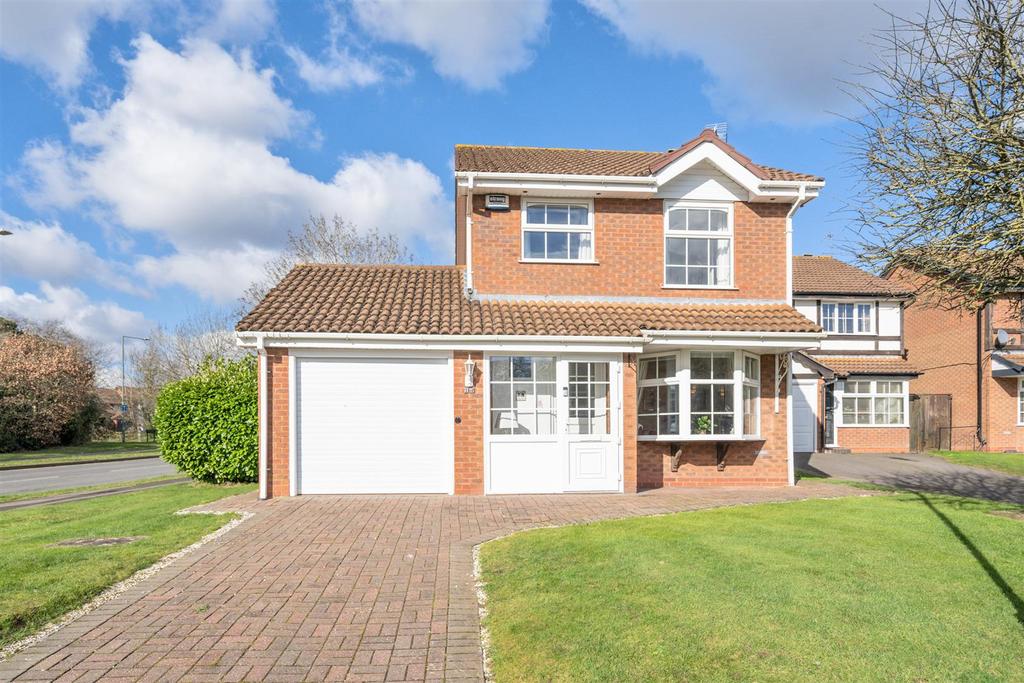 Sevington Close, Hillfield, Solihull 3 bed detached house for sale - £ ...