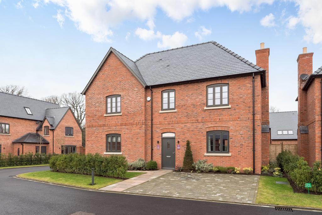 Clement Road, Somerford Booths Hall... 4 bed detached house - £2,950 ...