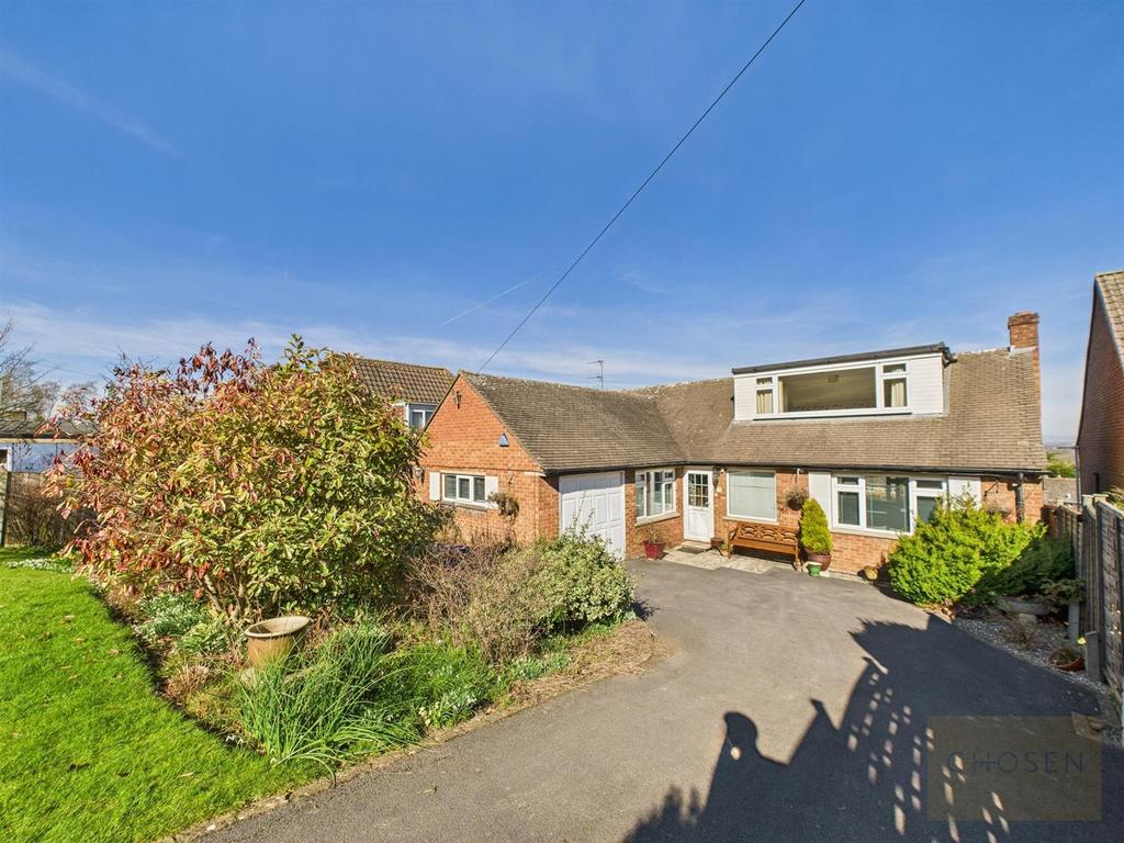 Criftycraft Lane, Churchdown, Gloucester 3 bed detached bungalow - £525,000