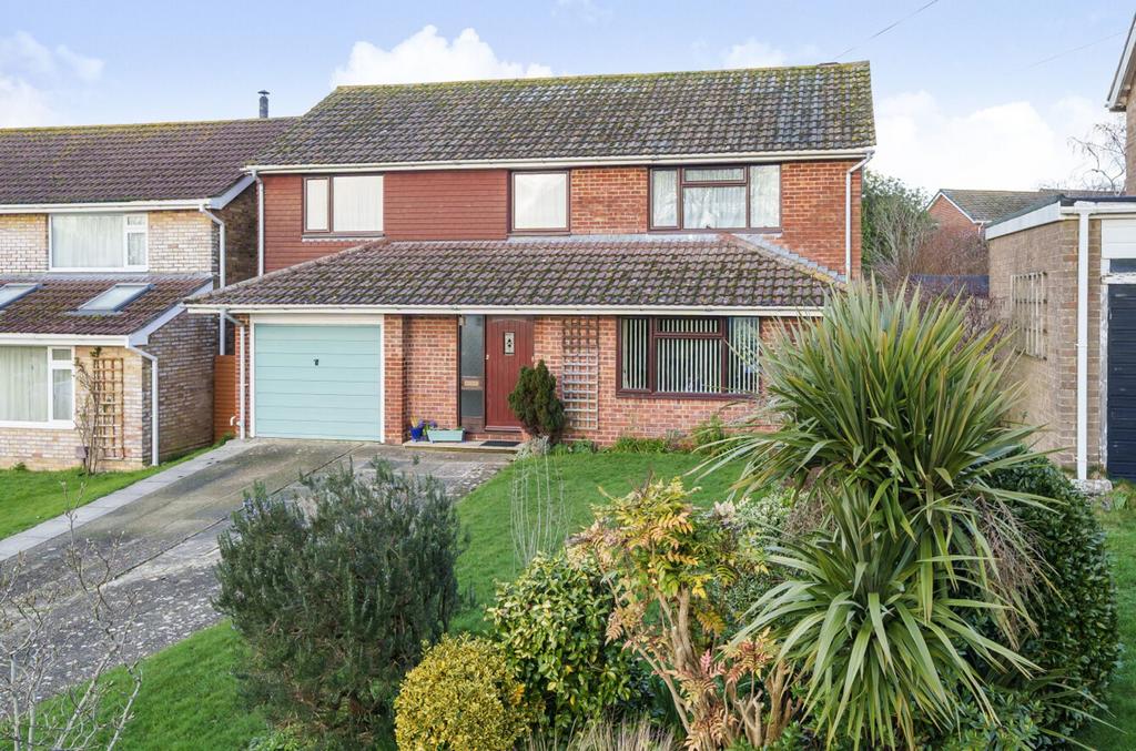 Worcester Road, Chichester, PO19 4 bed detached house for sale - £650,000
