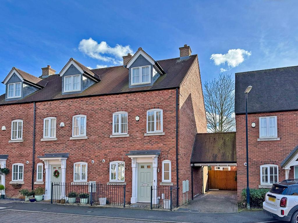Stanham Close, Wombourne, WV5 4 bed townhouse for sale - £399,950