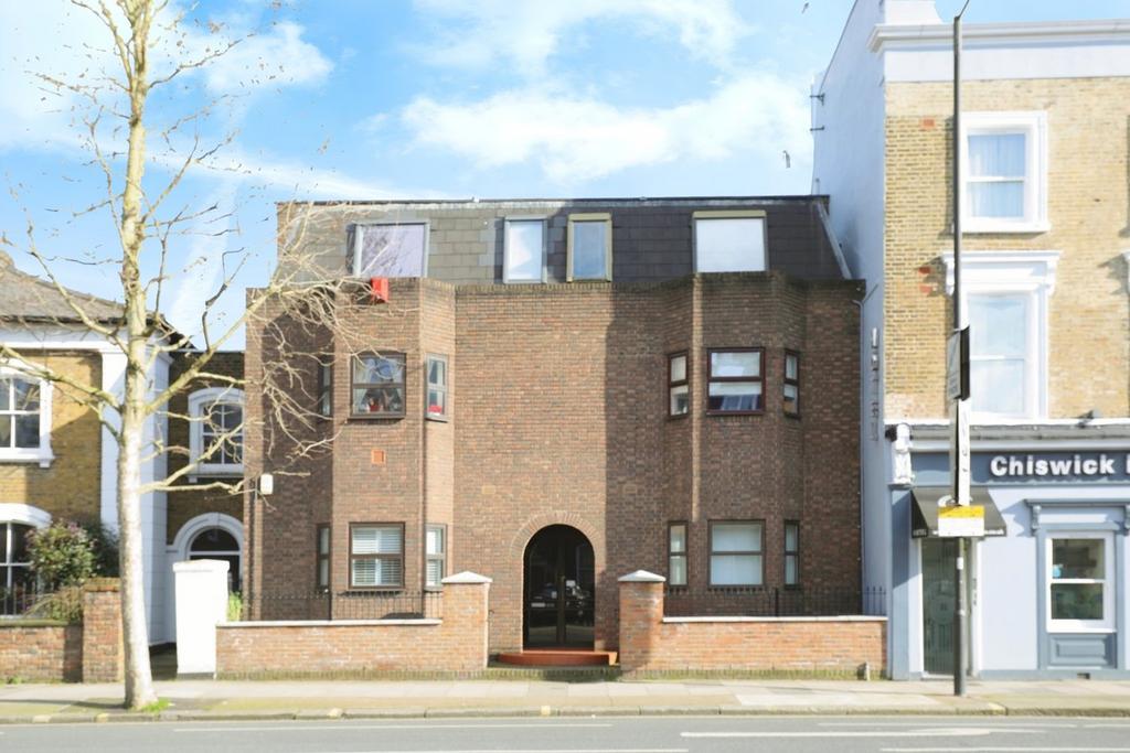 Goldhawk Road, London W6 1 bed apartment for sale - £405,000