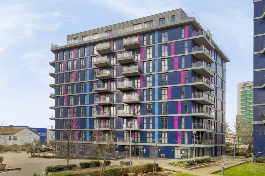 Hatton Road, Wembley HA0 2 bed flat for sale - £450,000