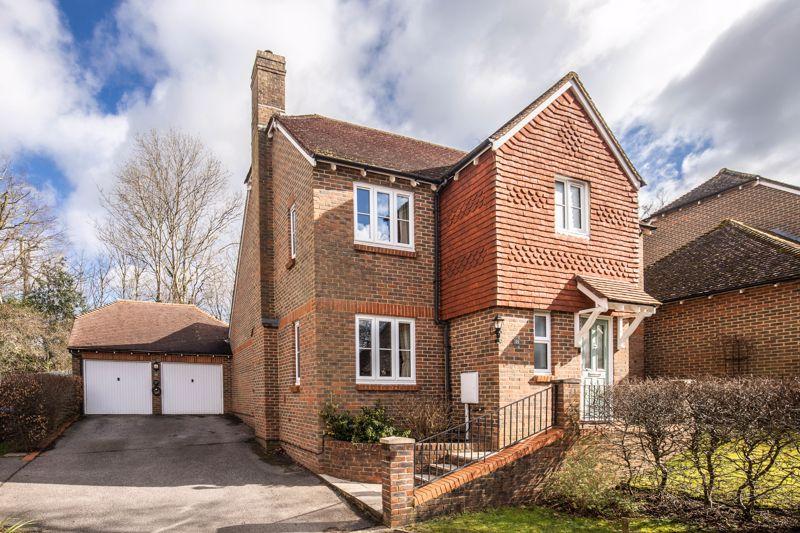 Trinity Road, Hurstpierpoint 4 bed detached house for sale - £875,000