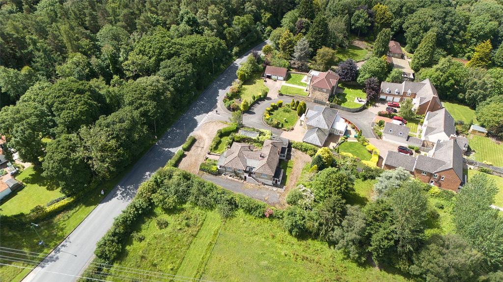 Lintzford Road, Hamsterley Mill, NE39 4 bed bungalow - £450,000