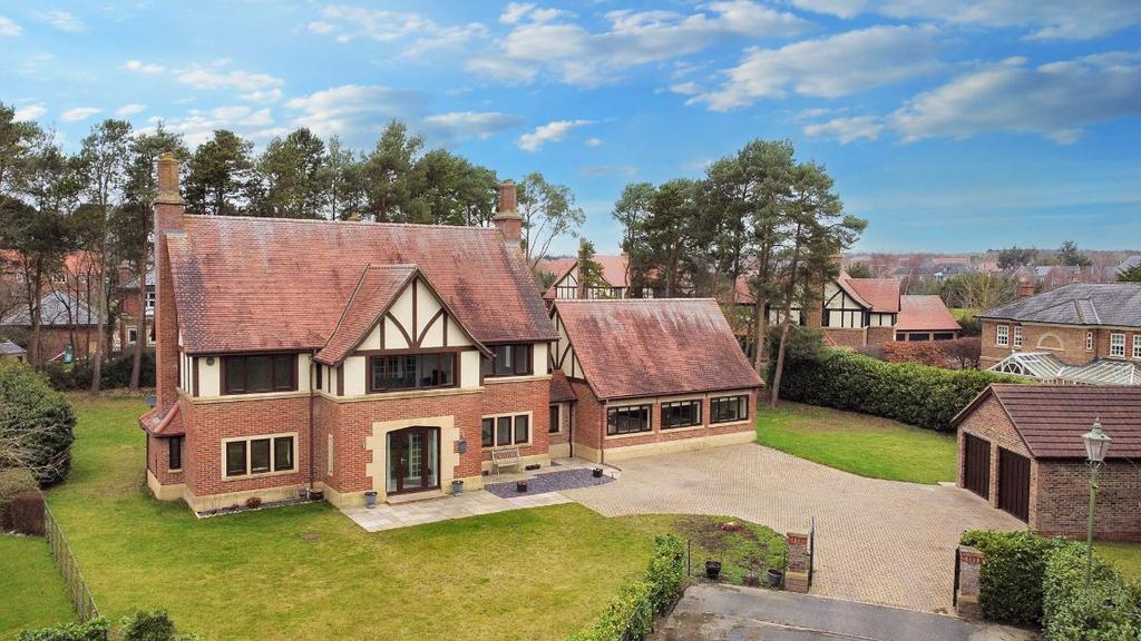 Swancer Court, Wynyard, TS22 5 bed detached house - £820,000