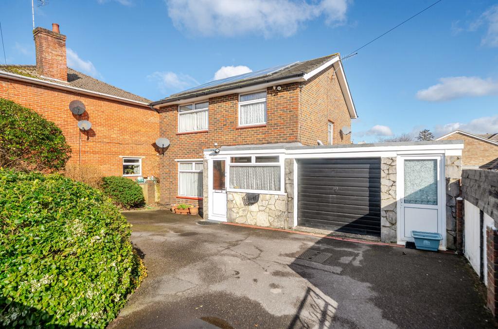 Holland Road, Woolston, Southampton... 3 bed detached house for sale ...