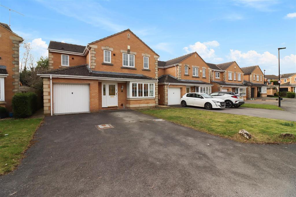 Brookhouse Drive, Hackenthorpe... 4 bed detached house - £367,500