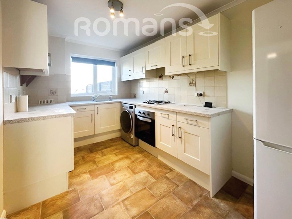 Culley Way, Maidenhead, SL6 3 bed terraced house - £1,900 pcm (£438 pw)
