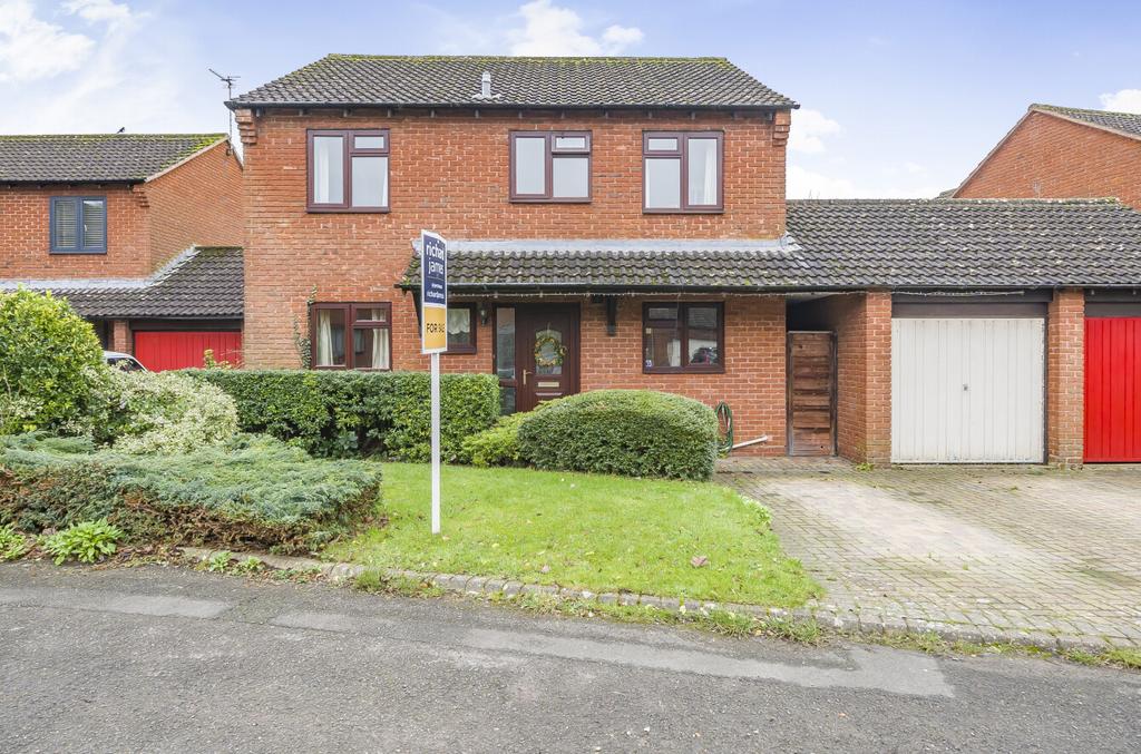 Yonder Way, Wanborough, Wanborough, SN4 4 bed detached house - £475,000