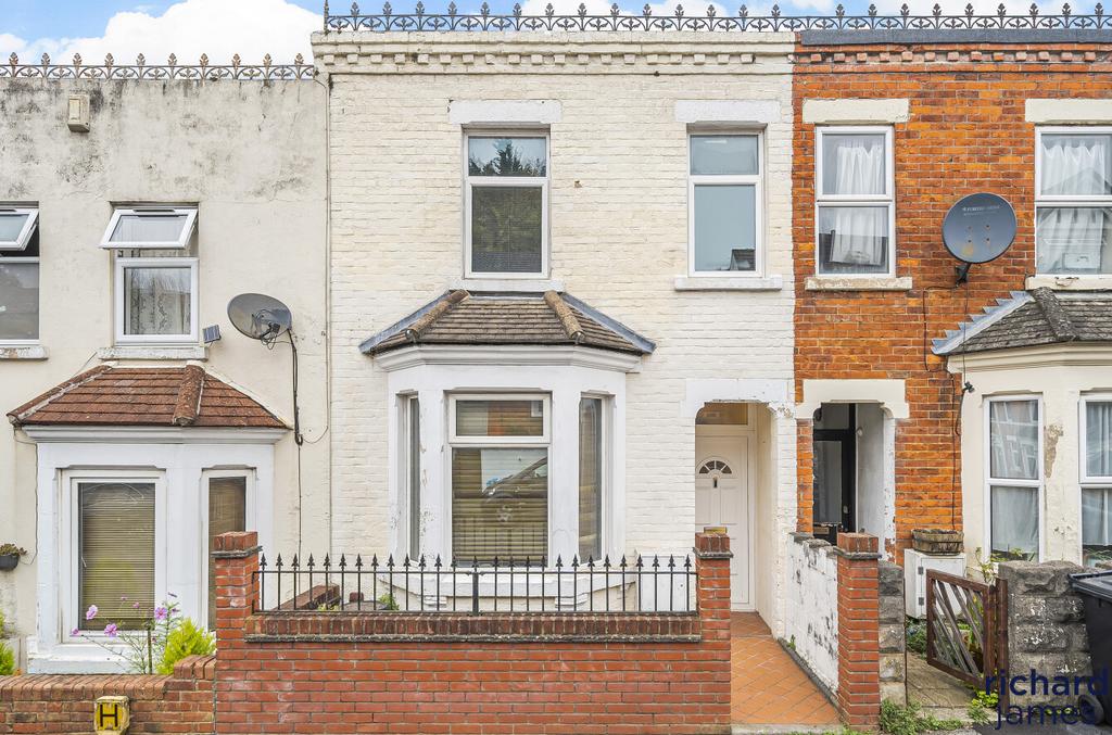 Shelley Street, SN1 3 bed terraced house - £230,000
