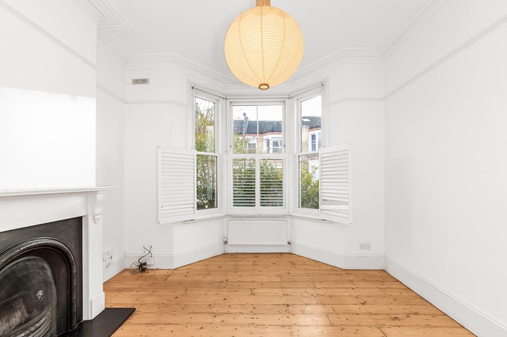 St. Asaph Road, SE4 2 bed flat - £2,200 pcm (£508 pw)