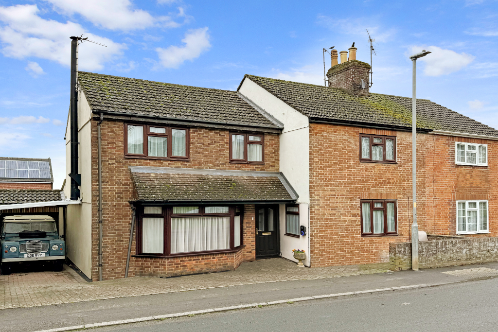 High Street, Purton, Purton, SN5 4 bed semi-detached house - £450,000