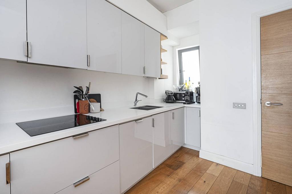 Turnmill Street, Farringdon, London... 2 bed flat to rent - £6,500 pcm ...
