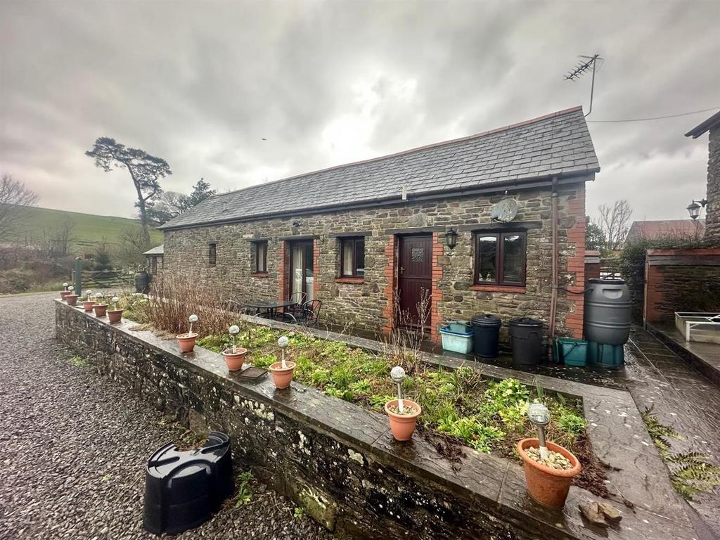 Flitton Oak Barns, North Molton EX36 2 bed cottage - £825 pcm (£190 pw)