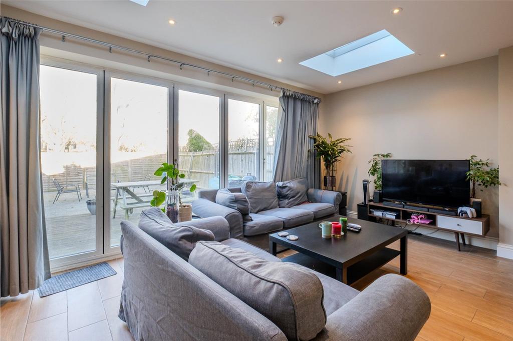 Gracefield Gardens, London SW16 5 bed terraced house - £900,000