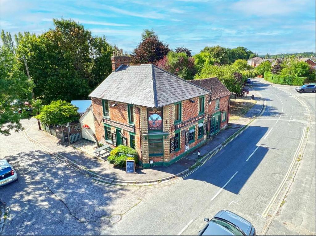 Offham Road, West Malling ME19 3 bed detached house for sale - £475,000