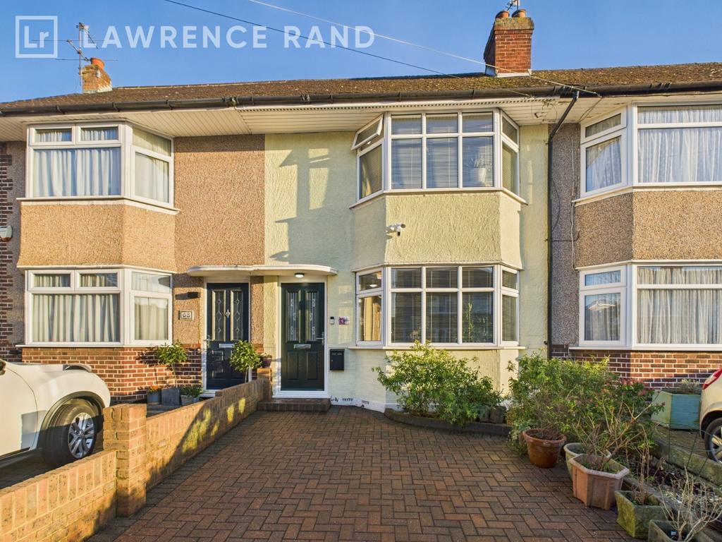 Royal Crescent, Ruislip, HA4 2 bed terraced house for sale - £550,000