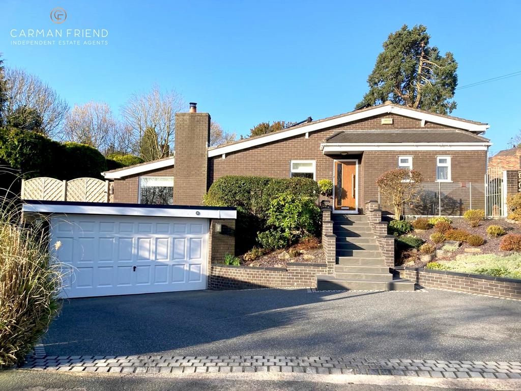 Manor Farm Close, Mickle Trafford, CH2 4 bed detached bungalow for sale ...